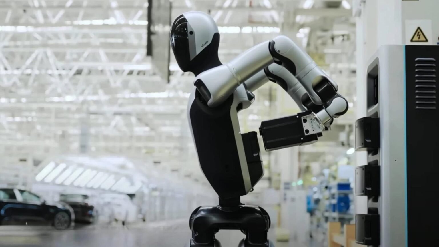 Robô chinês troca baterias sozinho e revoluciona robótica - Linea news